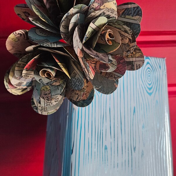Comic Book Roses - Etsy