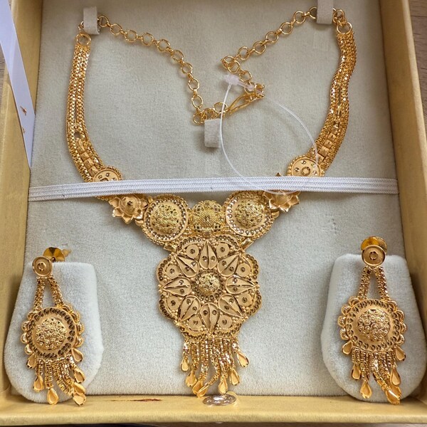 24 Carat Gold Plated Indian/pakistani/dubai/kuwaiti/african Jewellery ...