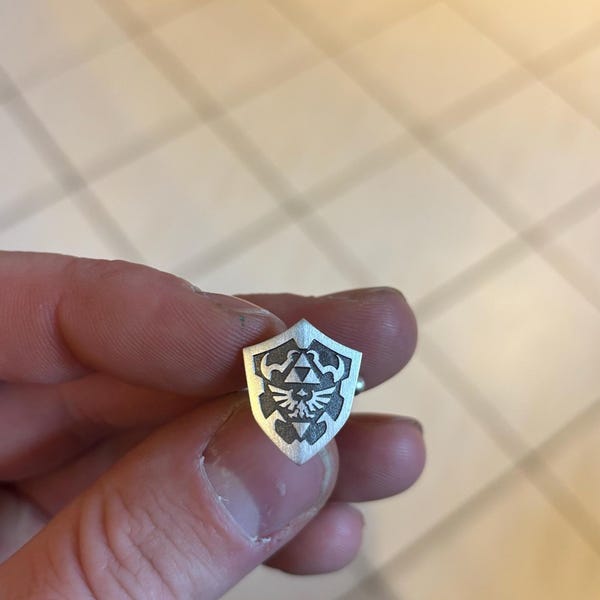 Sterling Silver Hylian Shield Cufflinks: Zelda Gamer Gift - Etsy