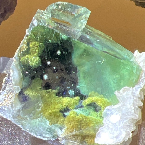 Large FLUORESCENT White Dogtooth/columnar Calcite From Chenzhou, Hunan ...