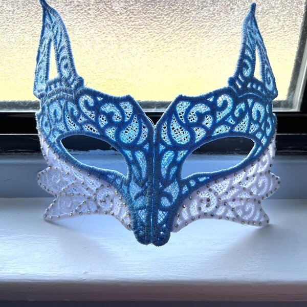 Custom Freestanding Lace Fox Mask Crystal Rhinestones Freestanding Lace ...