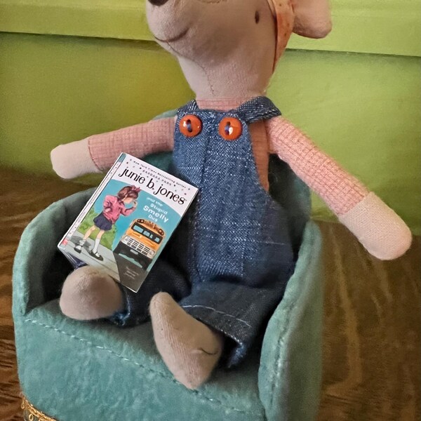 Miniature Dork Diaries Book Series for 1/6 & 1/8 Scale Dolls Like ...