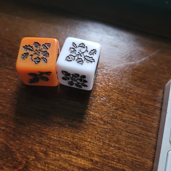 Acorn Dice / Set of 2 / D6 - Squirrel, Fall, Autumn - Etsy