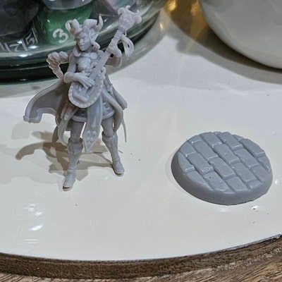 Mage Miniature Wizard Mini Sorcerer Warlock Dungeons and Dragons Mini ...