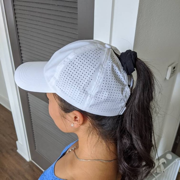 WHITE High Ponytail Cap - UPF50 - X-boyfriend - Women Baseball Cap ...