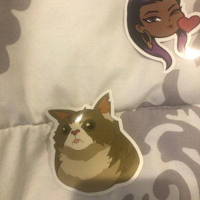 Reyna Valorant Spay With Love Reyna Spray Valorant Meme - Etsy