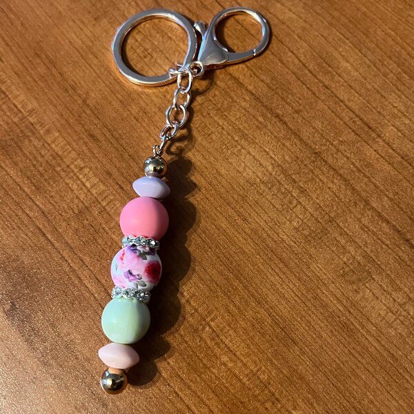 Rose Keychain Kit, Flower Beadable Key Chain, Beaded Keychain, Focal ...