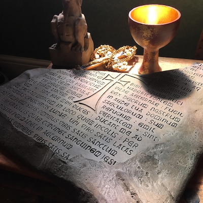 Tablet Grail Indiana Jones and the Last Crusade Prop Replica Scale 1:1 ...