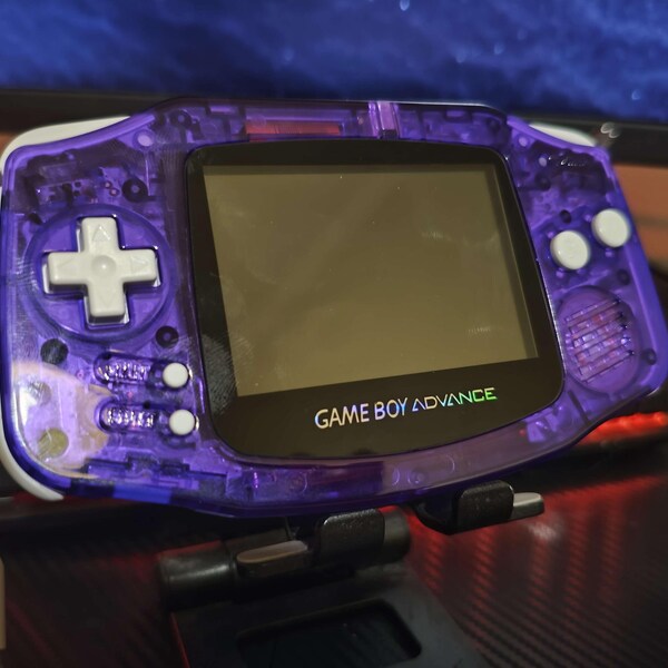 Boxy Pixel Unhinged Red Aluminium Nintendo Gameboy Advance SP GBA ...