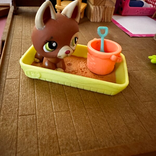 Authentic LPS 26 Pc Play Set 3 Pets 1 Random CAT or DOG and 2 Other ...
