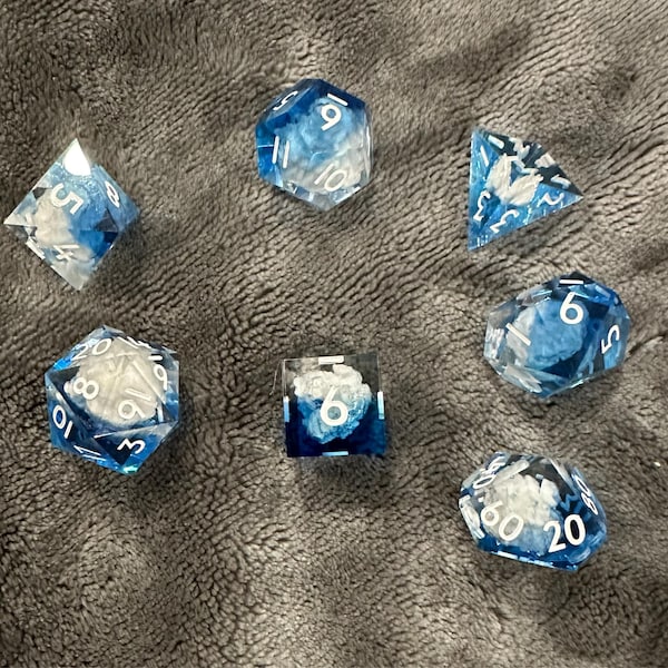 Blue Sky Hymnal - Gradient Cloud Dice, Handmade Resin Sharp Edge Dnd ...