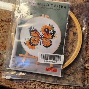 DIY Cat Punch Needle Kit for Beginner, DIY Unfinished Embroidery Kit ...