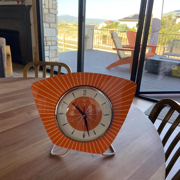 Colour Etched Trianguloid Laminate Caravan Wall Clock From Royale ...