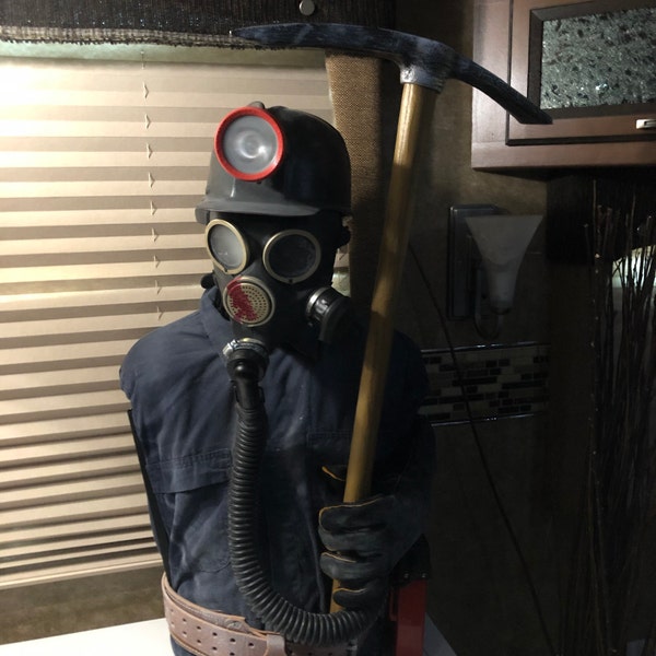 Realistic Foam PU Pickaxe Pick Axe Hatchet Horror Movie Prop Bloody ...