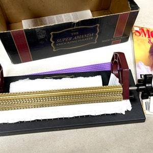 Sally Stanley Smocking Pleater Machine With Needles 24 Row Pleating ...