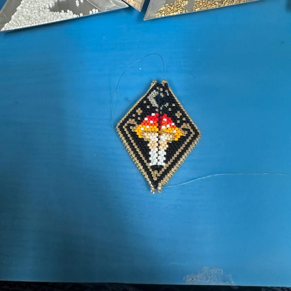 Pattern Diagram Tropical Flower Tiles, English Language, Beading, Odd ...