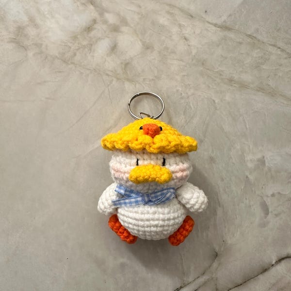 Crochet Duck Keychain, Cartoon Animal Key Chain, Hand-crocheted Small ...