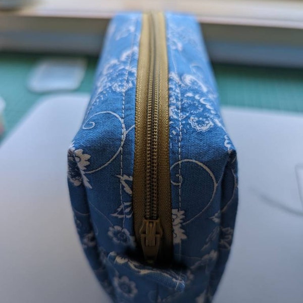 Ultimate Boxy Pouch - PDF Sewing Pattern for a Fully Lined Boxy Zipper ...