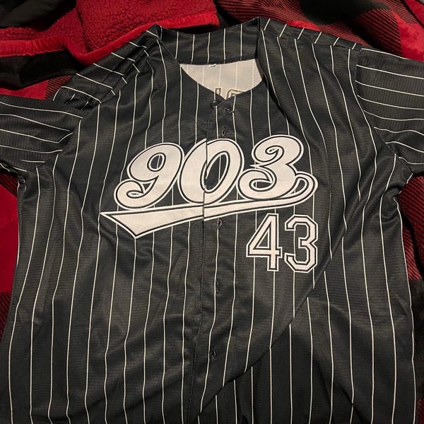 Create Custom Baseball Uniforms With Logos, Player Names, and Numbers ...
