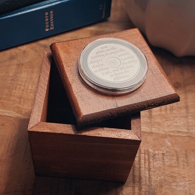 Alcoholics Anonymous AA Chip Holder Wood Key Chain Recovery - Etsy