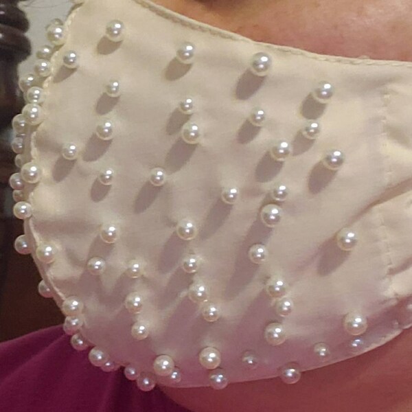 Black Pearl Mask Lanyard Necklace With Daisy Flower Charms, Eyeglass ...