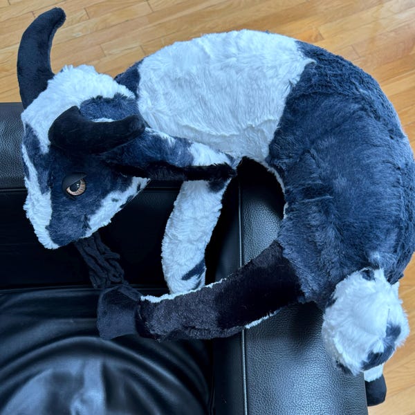 Tri Colored Goat Neck Buddy, Floppy Eared Nubian Gift for Goat Lovers ...