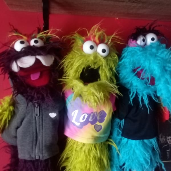 Green Shaggy Chin Pro Monster Hand Puppet - Etsy