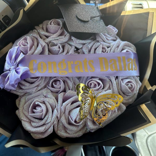 Graduation Roses Bouquet Glitter Flowers Class of 2025 Congratulations ...