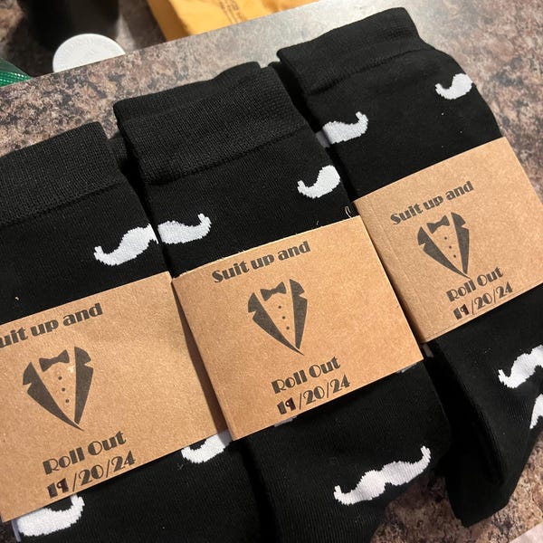 Personalized Bow Tie Groomsmen Socks, Groomsmen / Usher Gift, Groomsman ...