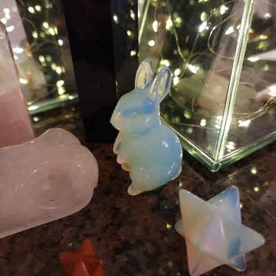 1pc Hand Carving Opalite Rabbit,quartz Crystal Rabbit,mineral Specimen ...