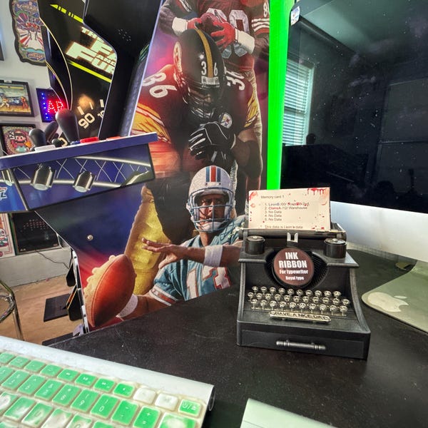 Resident Evil Display With 8 Syringe Pens. PAINT IN COLOR! - Etsy