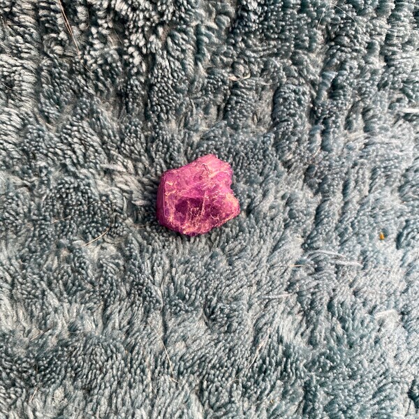 875 Gram Fluorescent Wernerite Scapolite Crystal Specimen With ...