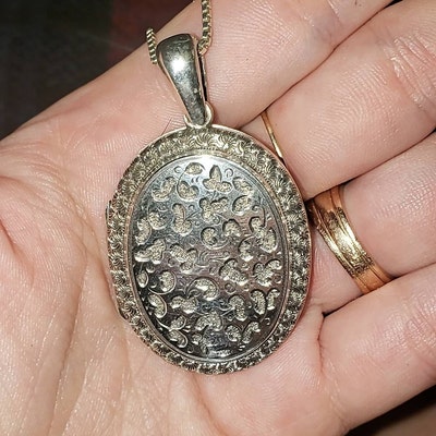 Large Sterling Silver Victorian Locket Engraved With Birds - Etsy
