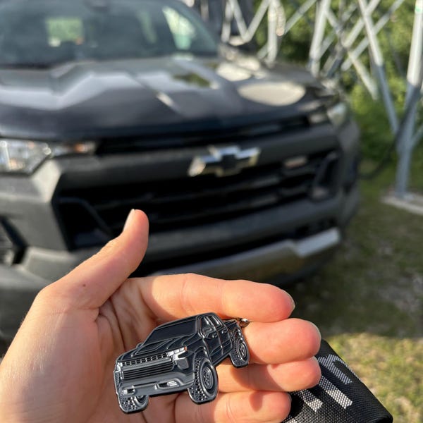 Chevy Keychain Compatible With Chevy Silverado 1500 Accessories - Toy ...