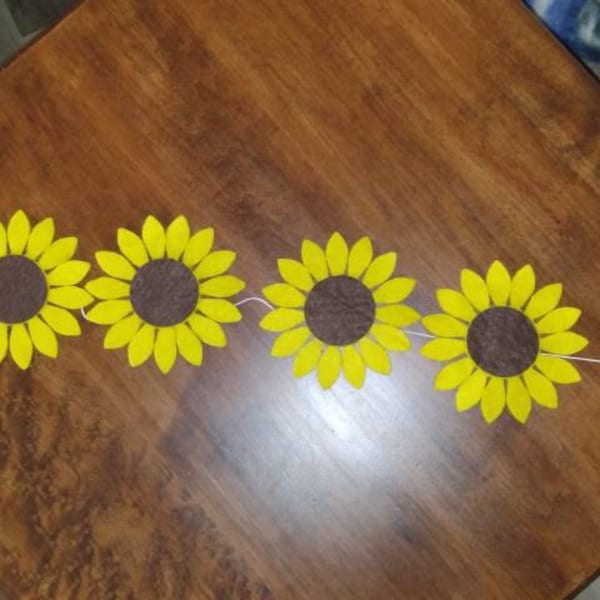 Apple Orchard Garland/classroom Decoration/fall Decor/felt Ball Garland ...