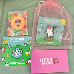 Stray Kids Leeknow LOVELY JUREUMI Pin - Etsy