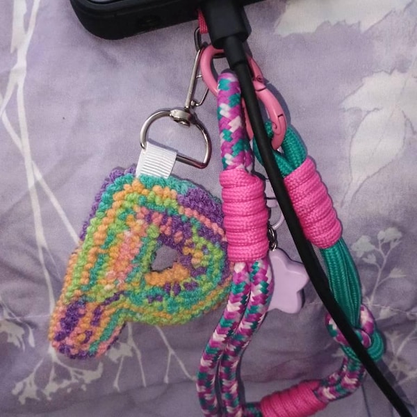 Punch Needle Initial Keychain, Handmade Personalized Bag Charm - Etsy