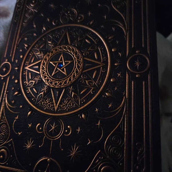 Storyforge Magic Refillable Notebook Journal Binder for DND - 400 A5 ...