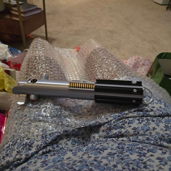 Luke Skywalker Lightsaber ESB Graflex Full Size Prop Replica Inspired ...