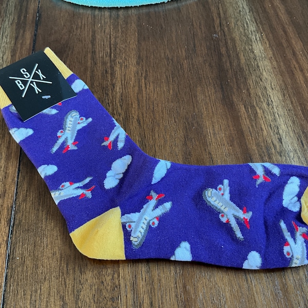 PUZZLE Pieces Game Colorful Art Fun Dress Socks Novelty Socks Crazy ...