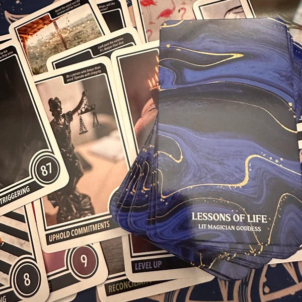 Who Are You Personality Traits Oracle Deck (106 Traits) - Etsy