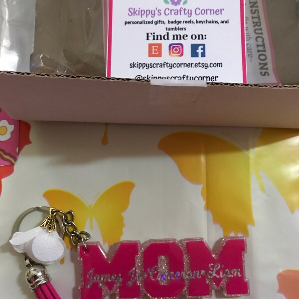 Mom Keychain| Custom Mom Keychain| Personlized Mom Keychain| Mother's ...