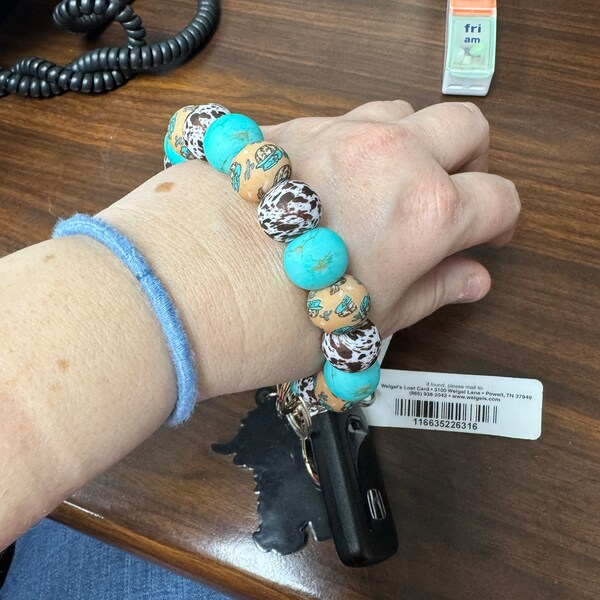 Plaid Trees Keychain Wristlet Silicone Bead Wristlet Bracelet Keychain ...