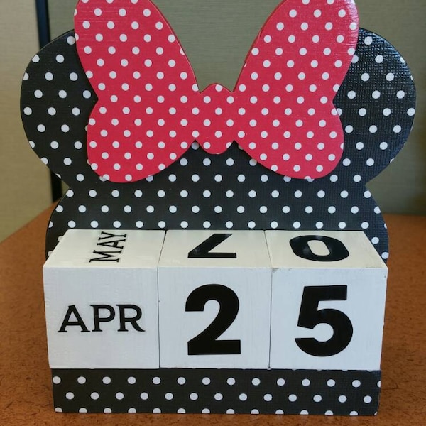 Minnie Mouse Inspired Perpetual Calendar, Wood Block Theme Decor - Etsy