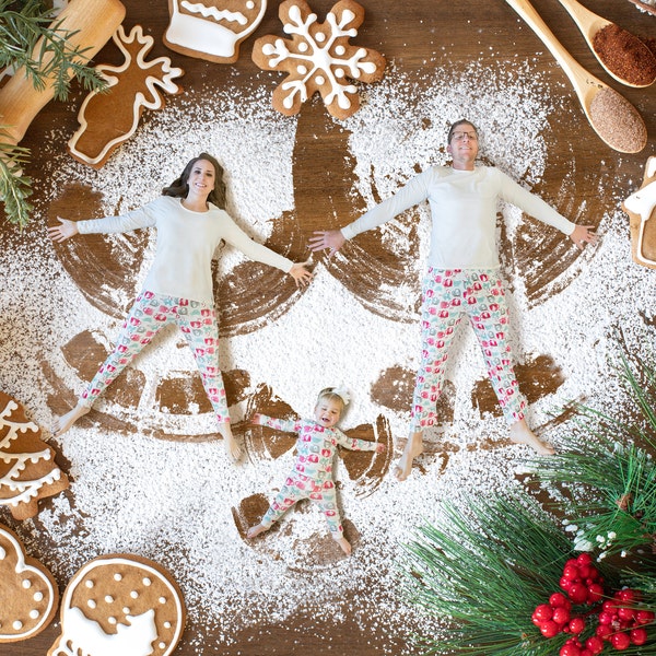 Cookie Cutter Kids Backdrop, Christmas Snow Angels in Flour - Etsy