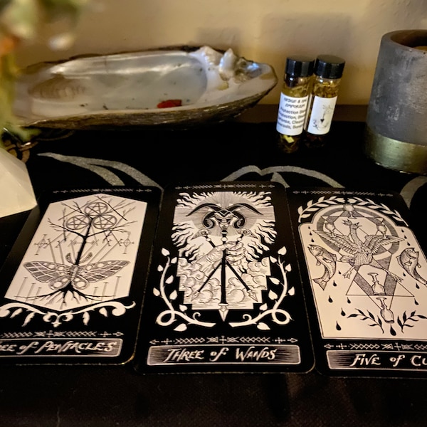 The Line Defined Tarot - Etsy