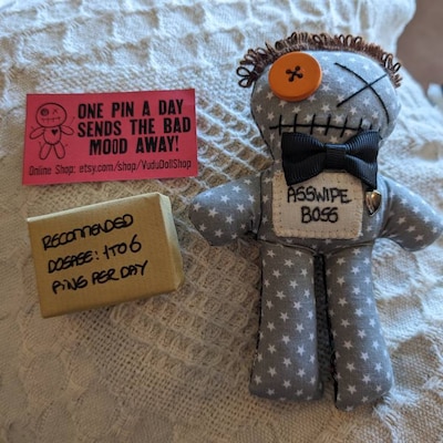 Keychain/charm Stress Relieve Voodoo Doll With Back Pocket Dammit Doll ...