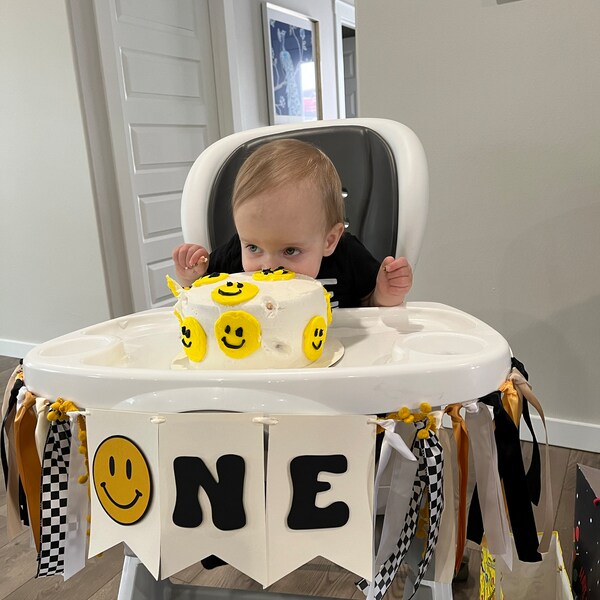 Yellow One Smiley Face Banner, One Happy Dude, First Birthday Boy Decor ...