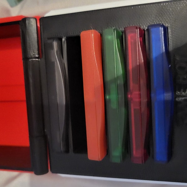 Nintendo Game Boy / Game Boy Color Cartridge Holder / GBA - Pokemon ...