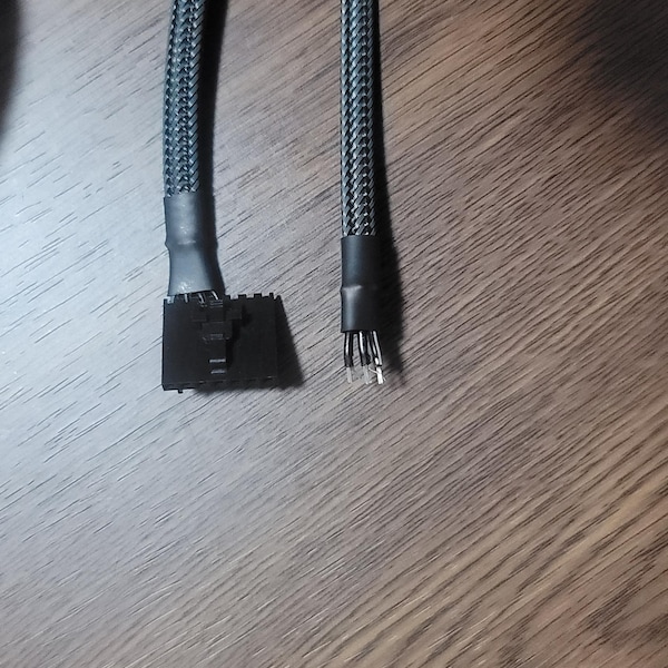 Lian Li 7-pin Uni SL Fan Hub to Standard ARGB 3-pin 5V and Pwm Fan ...